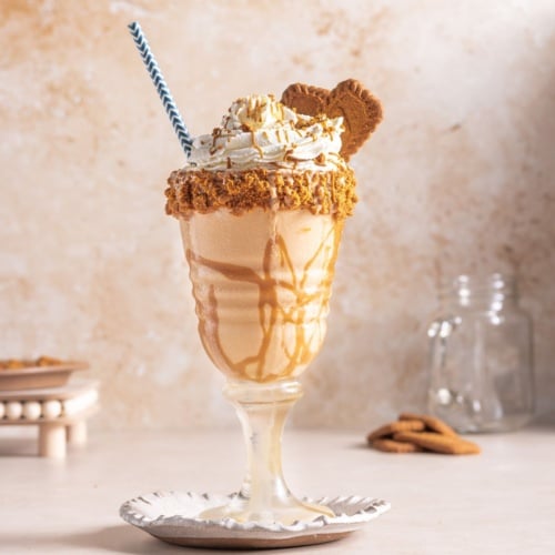 Lotus Milkshake - Worldly Treat